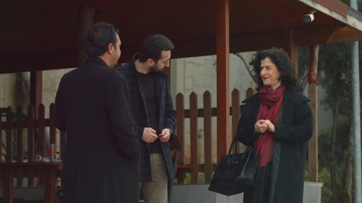 Premijerno samo na "Blic televiziji"! Zejnep, Sinan i Ahmet u novoj ...