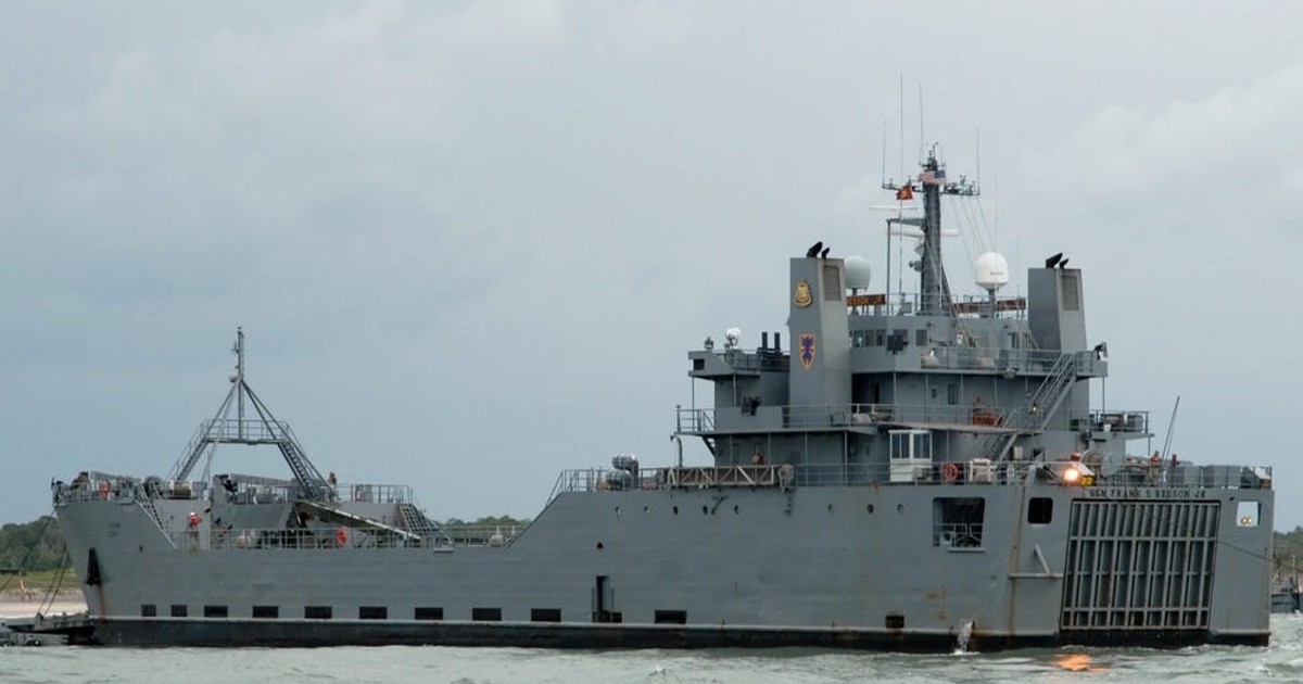 Photos show the US Army's largest watercraft carrying equipment to ...