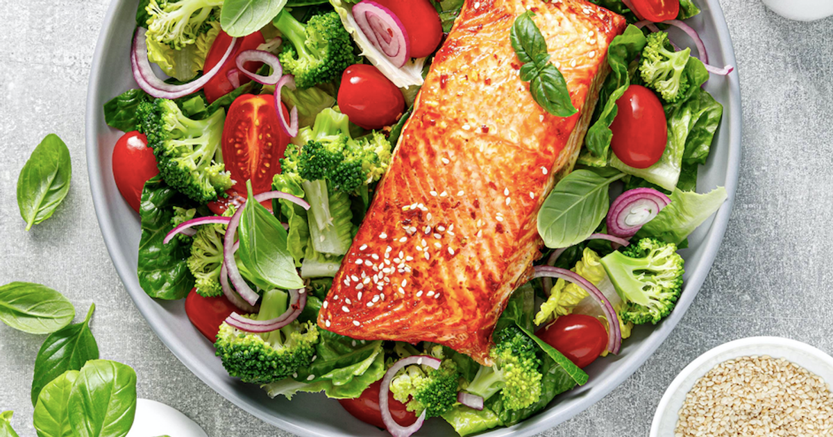 Seven proven ways to eat healthfully, according to science | Newsweek