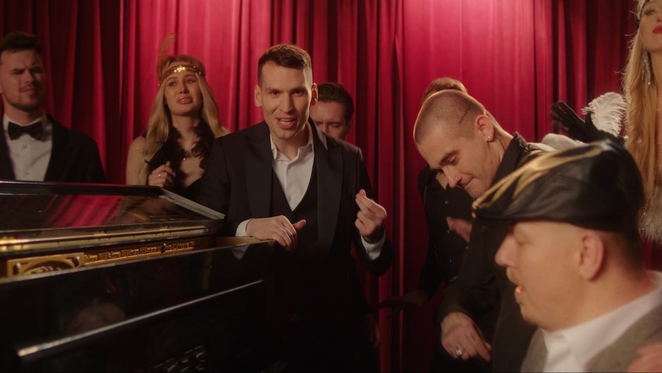 Nowa piosenka zespołu Bayera przenosi fanów disco polo w klimat lat 20 ...