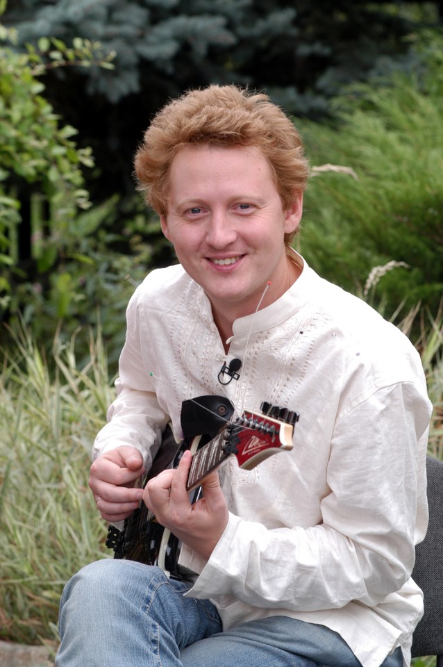 Rafał Olbrychski - co nowego u syna Daniela Olbrychskiego? Wiemy! - Plejada.pl