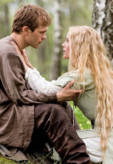 Najlepsze filmy kostiumowe: 5 tych, które rozkochały nas w sobie