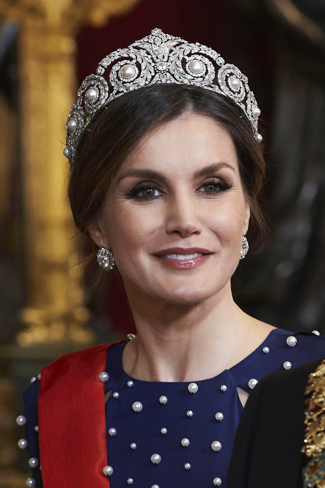 Najpiękniejsze królewskie tiary. Niektóre z nich są warte fortunę - Sztuka