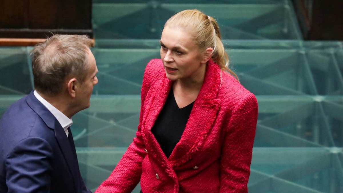 Cichy powrót prac domowych. MEN wycofuje się z własnej reformy | Newsweek