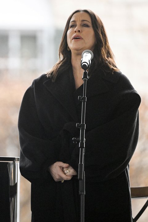 Sarah Ferguson na pogrzebie Lisy Marie Presley cytowała Elżbietę II ...