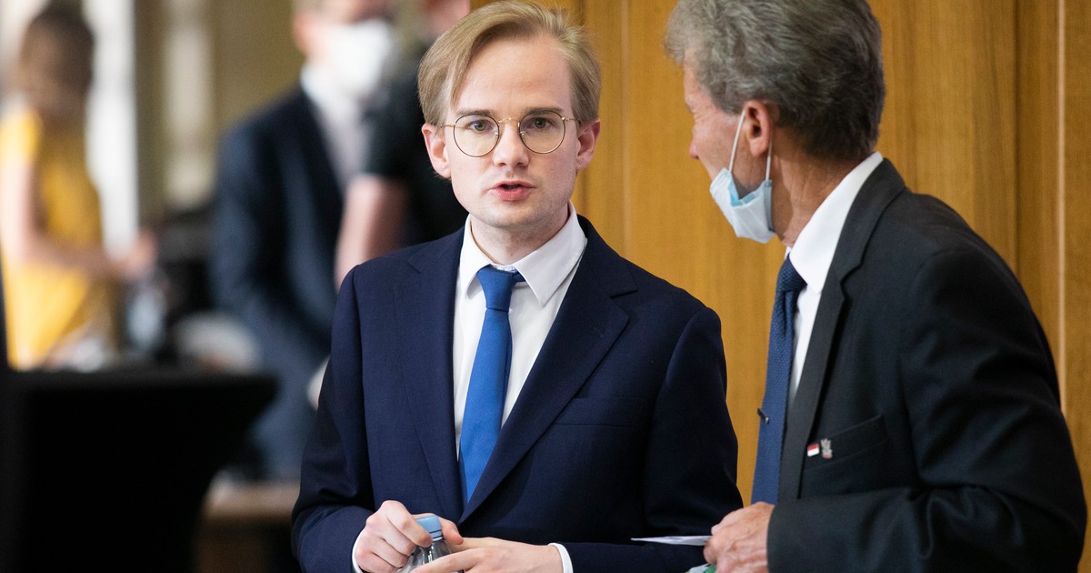 Kim jest Piotr Patkowski, 29-letni wiceminister finansów?