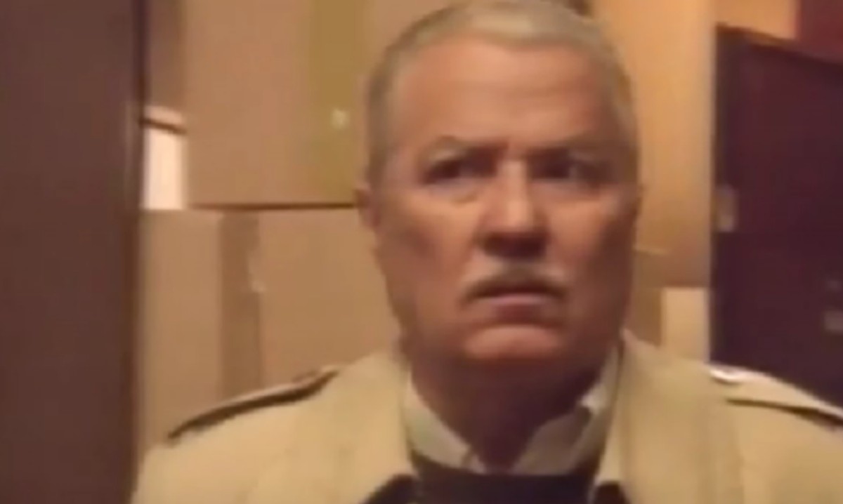 Glas mu svi znaju, a niko ne zna ko je on: Njegovu pesmu pevaju sve ...