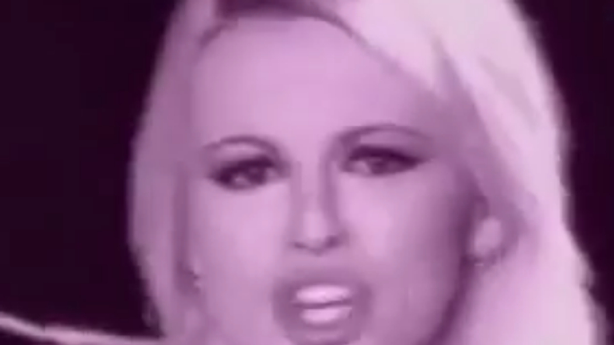 sandra draskovic sani armani danas - Blic