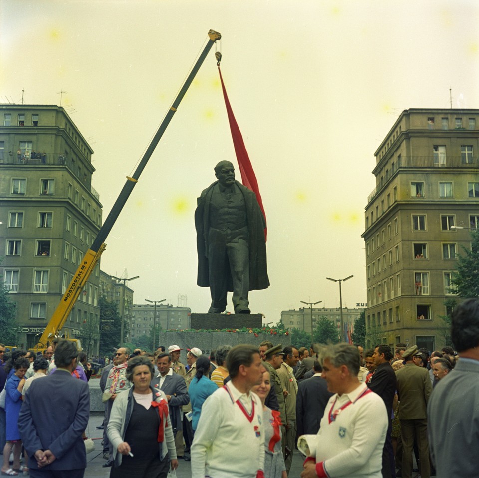 Historia pomnika Lenina w Nowej Hucie - Podróże