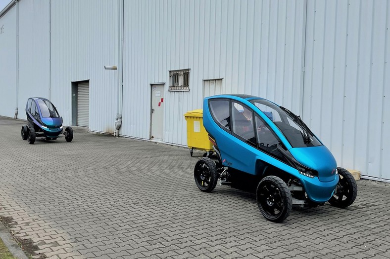 Triggo: Sunąłem między samochodami w korku. Futurystyczny pojazd ...