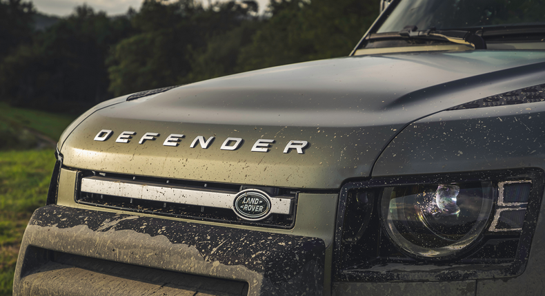 Land Rover just redesigned its hallmark iconic SUV, the Defender — here ...