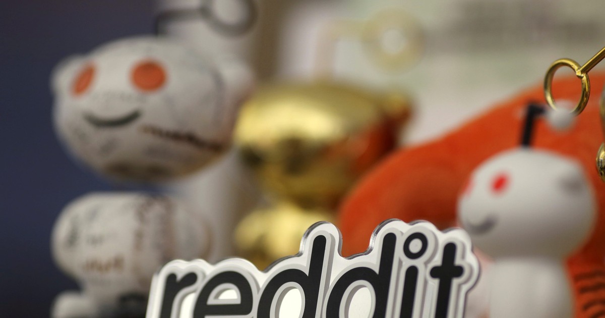 Reddit's 5-second Super Bowl ad winked at the recent GameStop frenzy ...