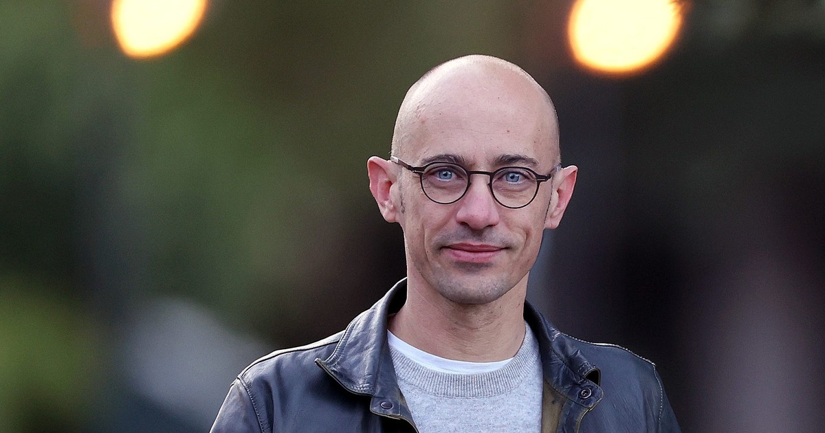 Shopify's CEO says companies that hire founders often make a big ...