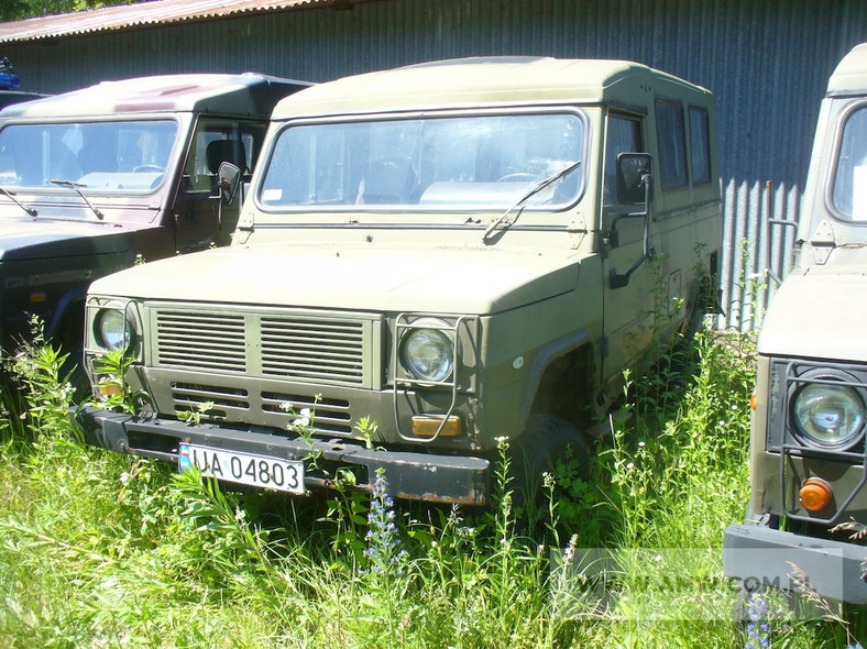 Wojskowe wyprzedaże: od Poloneza po Mercedesa Klasy G
