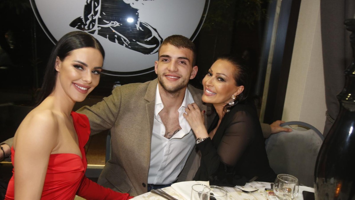 Stroga pravila u domu Ražnatovića: Veljko otkrio čemu uči sinove, ovo ...