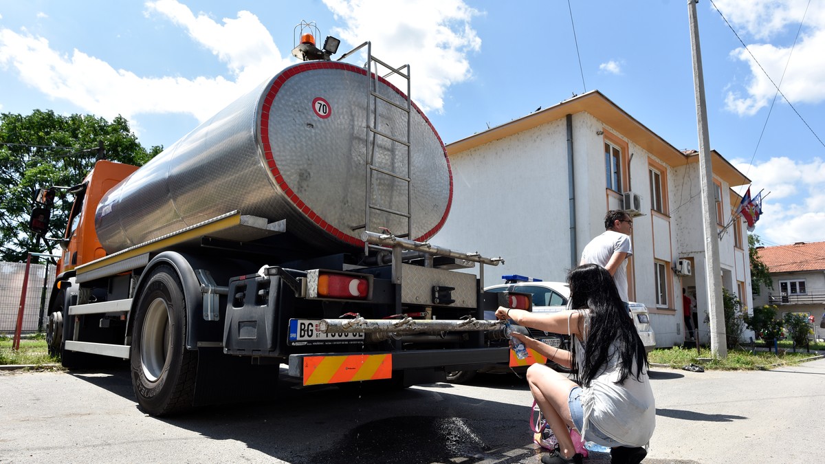 Večeras ceo Zrenjanin ostaje bez vode, evo do kada traje isključenje - Blic
