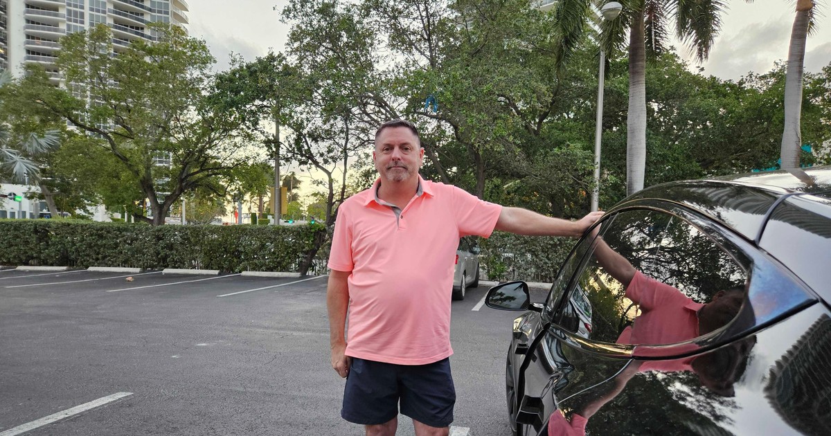 A month's pay in one week: South Florida Uber and Lyft drivers explain ...