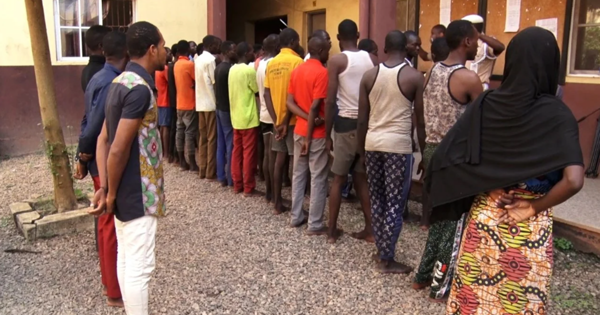 Nigerian immigration deports over 800 illegal immigrants | Business ...