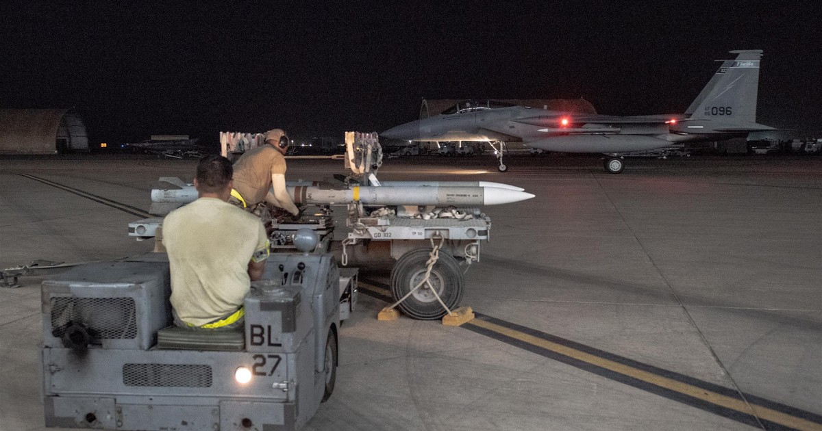 Rakiety AIM-120D z USA trafią do Polski. Jest oficjalne potwierdzenie