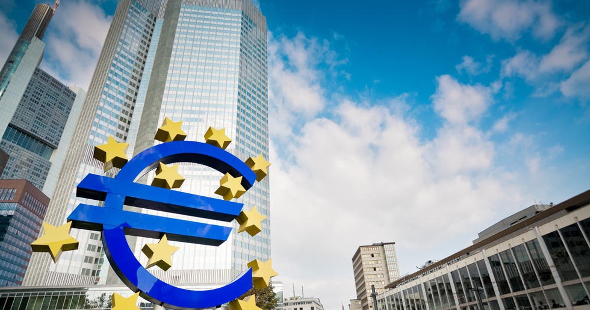 Europejski Bank Centralny przejmuje nadzór nad bankami strefy euro ... Europejski Bank Centralny przejmuje nadzór nad bankami strefy euro ...