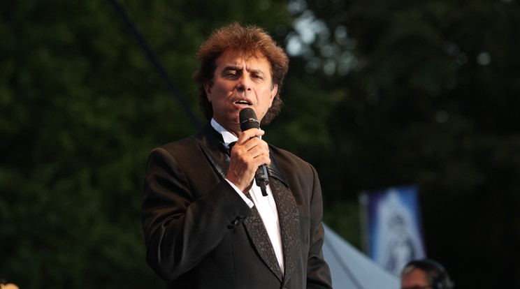 Gergely Róbert a nyugdíjas éveiről: "Színpadon maradni a legjobb ...