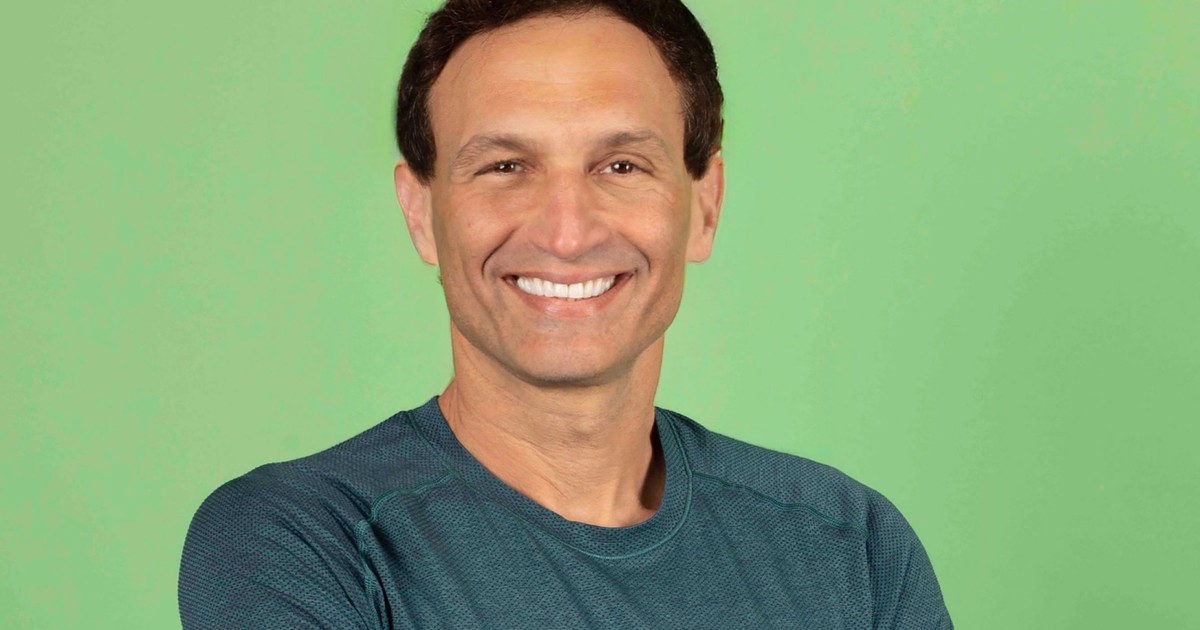 A tech entrepreneur shared the 'stoke, stage, stack' habit-creation ...