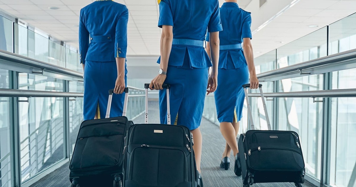 I've been a flight attendant for 9 years. Here are 4 things I want ...