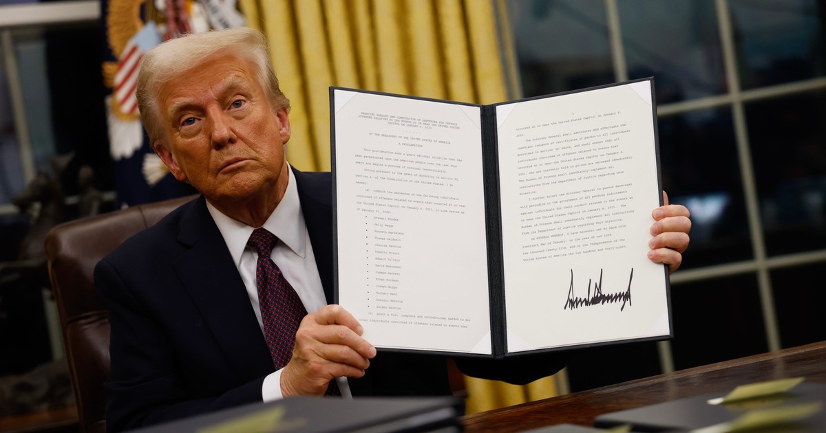 Jenner & Block signals it will stand its ground after being targeted in ...