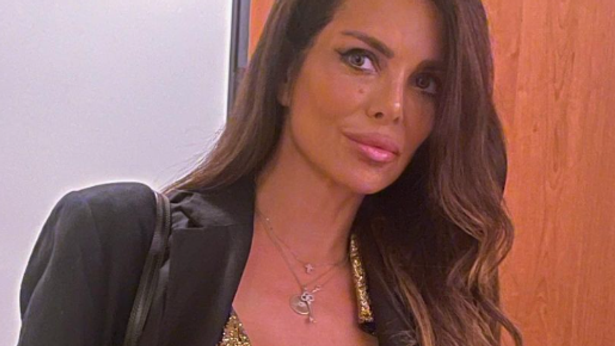 Ovo je prvi muž Nikolne Pišek: Voditeljka se udala kad je imala 21 GODINU i dobila ćerku sa njim ...