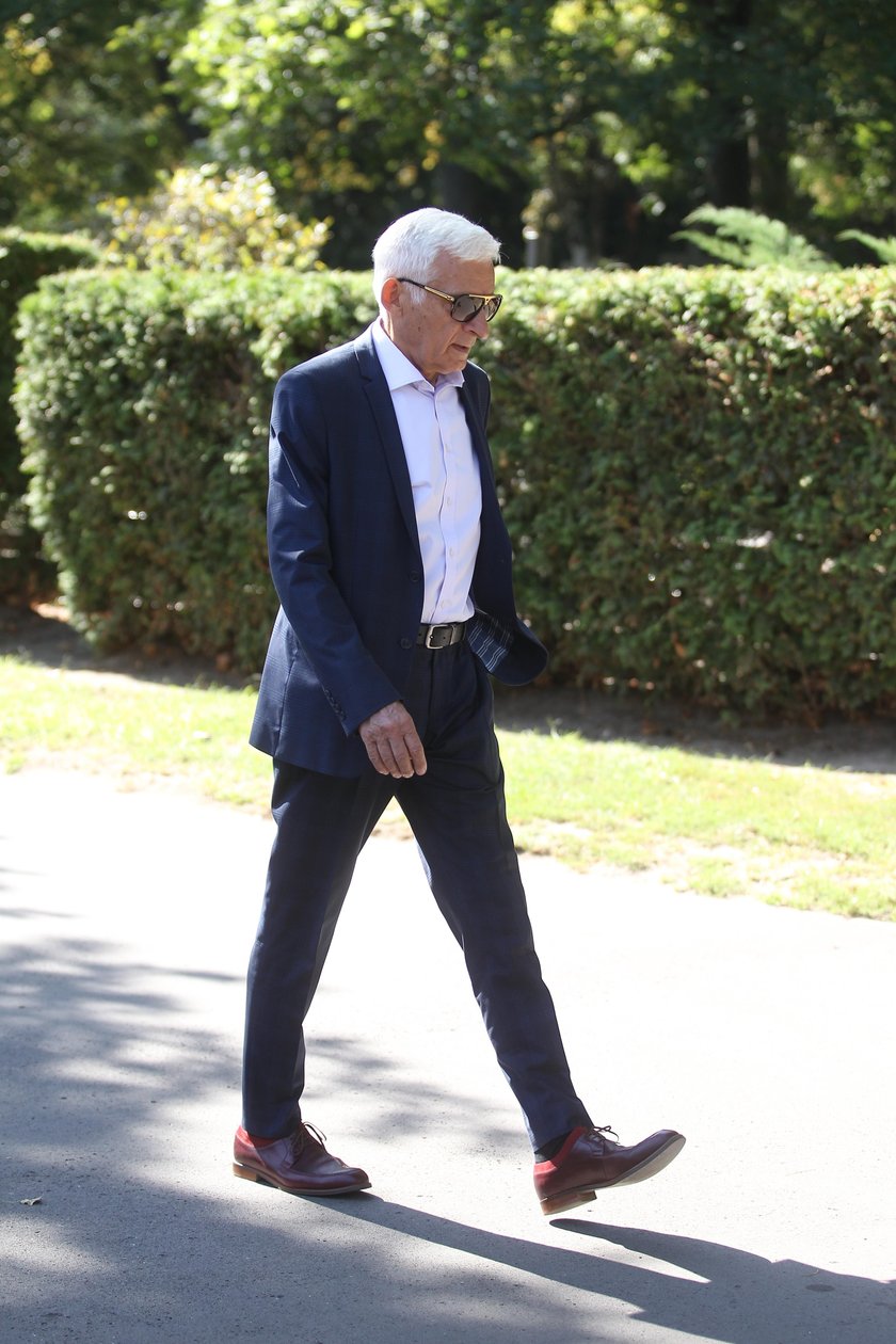 Znani na pogrzebie Kory. Tak pożegnali przyjaciółkę. ZDJĘCIA