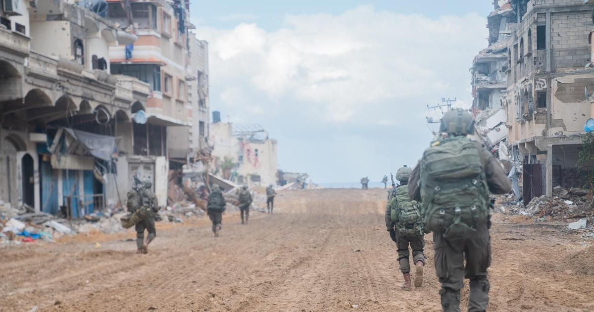 First footage of Israel's elite commandos involved in house-to-house ...