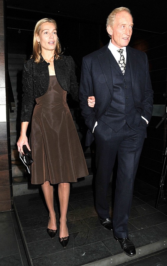 65-letni aktor Charles Dance został ojcem! - Kobieta