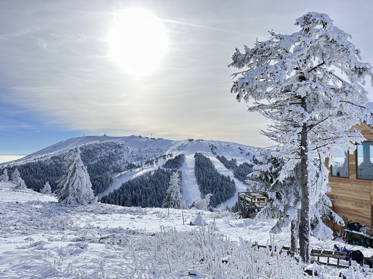 Srbiju je danas zadesio vremenski fenomen! U Leskovcu temperatura u ...