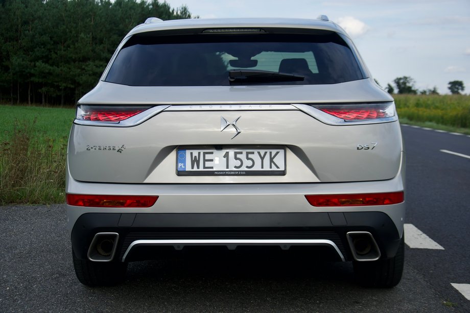 DS7 Crossback E-Tense 300 4x4 - test, wyposażenie, zdjęcia, samochód ...