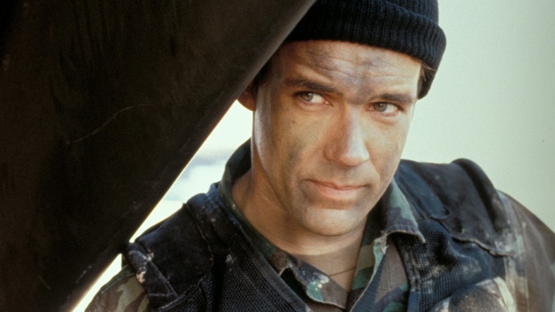 Harmon Rabb powraca - Plejada.pl