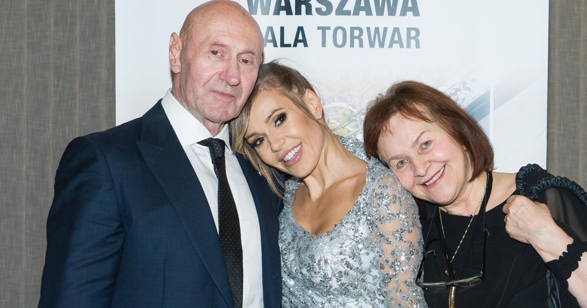 Doda pokazała zdjęcie rodziców w skąpych strojach. Ależ mieli sylwetki!