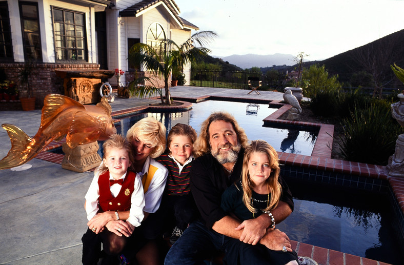 Człowieka niedźwiedź dwa razy umykał śmierci. Jego broda spłonęła - Film