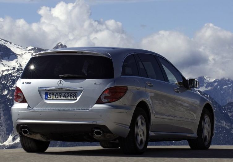 Używane: Mercedes Klasy R W251 - trzy grzybki w barszcz!