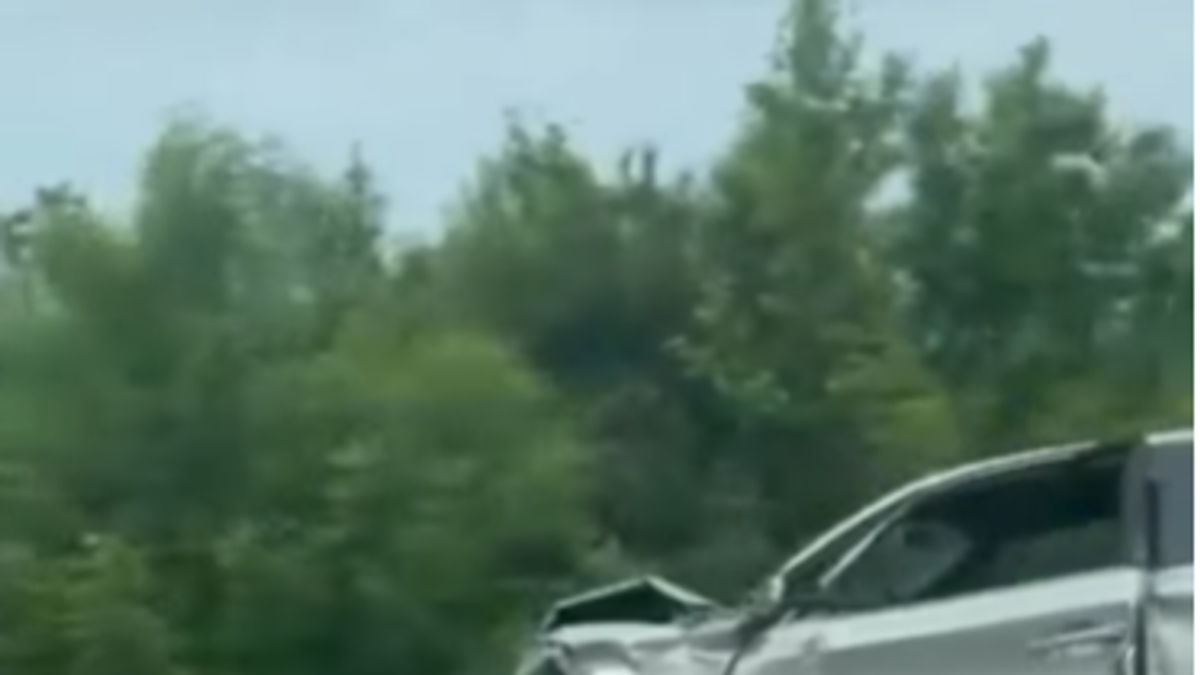 Lančani sudar na Obrenovačkom putu u Beogradu: Haos na putu, ima povređenih (Video) - Blic