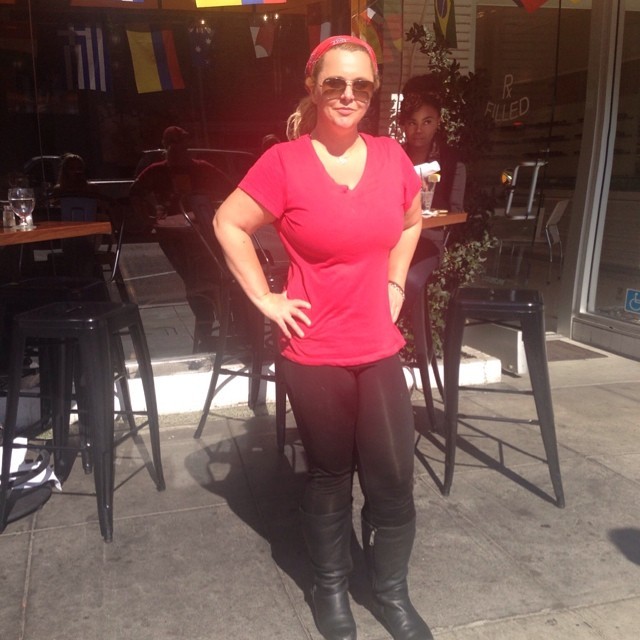 Ajay Rochester zeszczuplała i umieściła zdjęcie brzucha na Instagramie ...