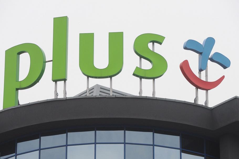 Invest Bank zmienia się w Plus Bank - Wiadomości - Forbes.pl