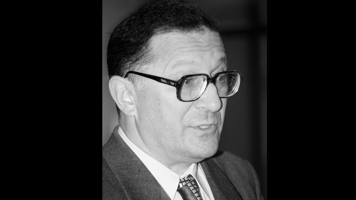 Preminuo Ratko Marković, profesor Pravnog fakulteta i šef pregovaračkog ...