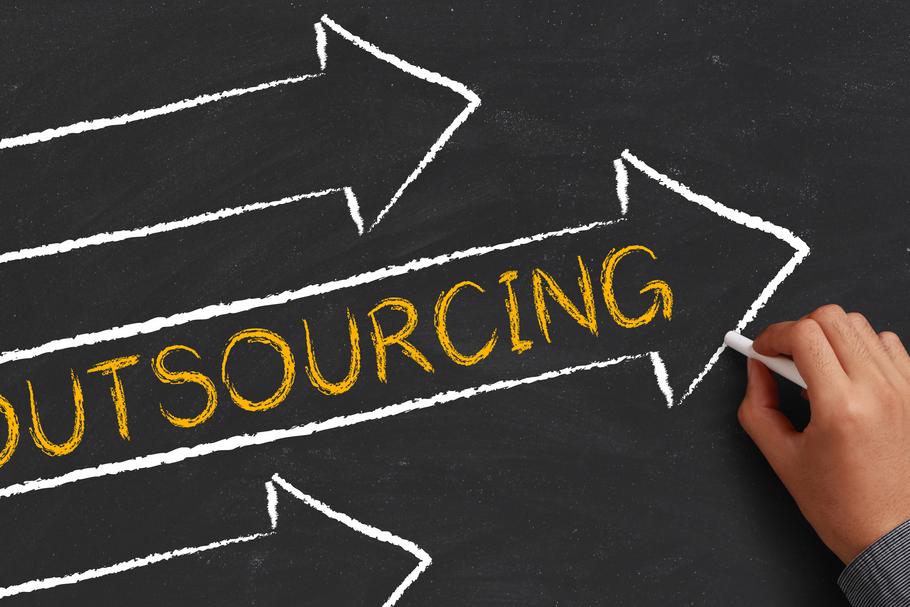 Outsourcer strategiczny jako partner biznesowy - wady i zalety - Forbes.pl
