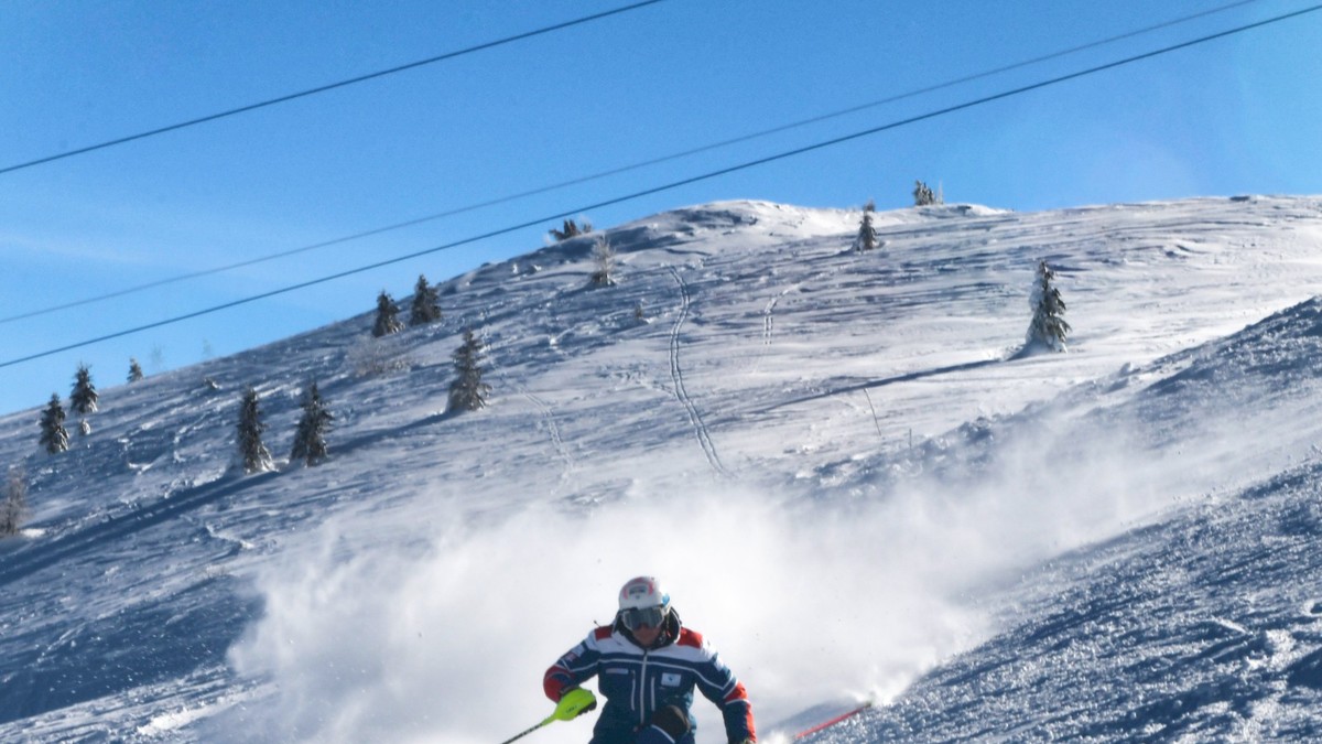 Zvaničan početak SKI SEZONE na Jahorini je za manje 10 dana: Svečano otvaranje obeležiće SJAJNA ...