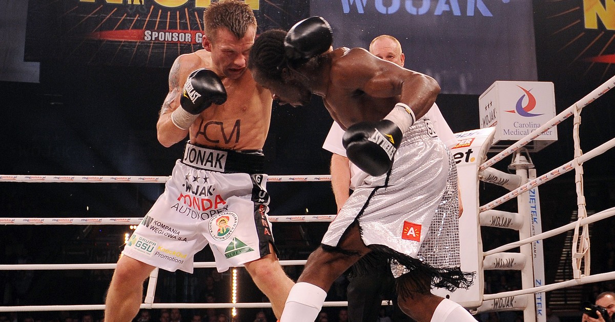 Polski bokser nadal niepokonany. Damian Jonak wygrał 35. walkę ...