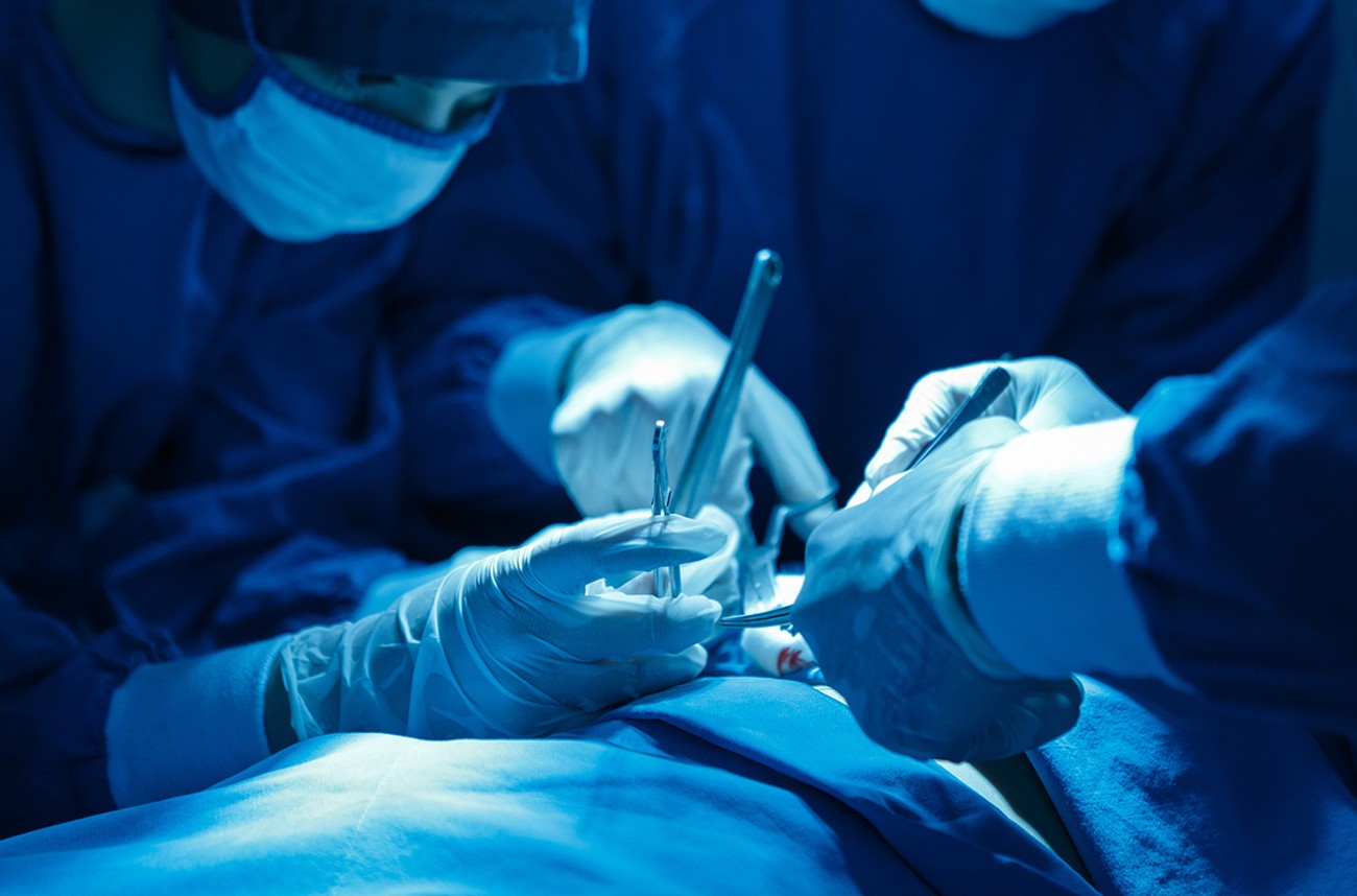 Dečaku iz Srbije urađena transplantacija jetre i bubrega u Italiji - Blic