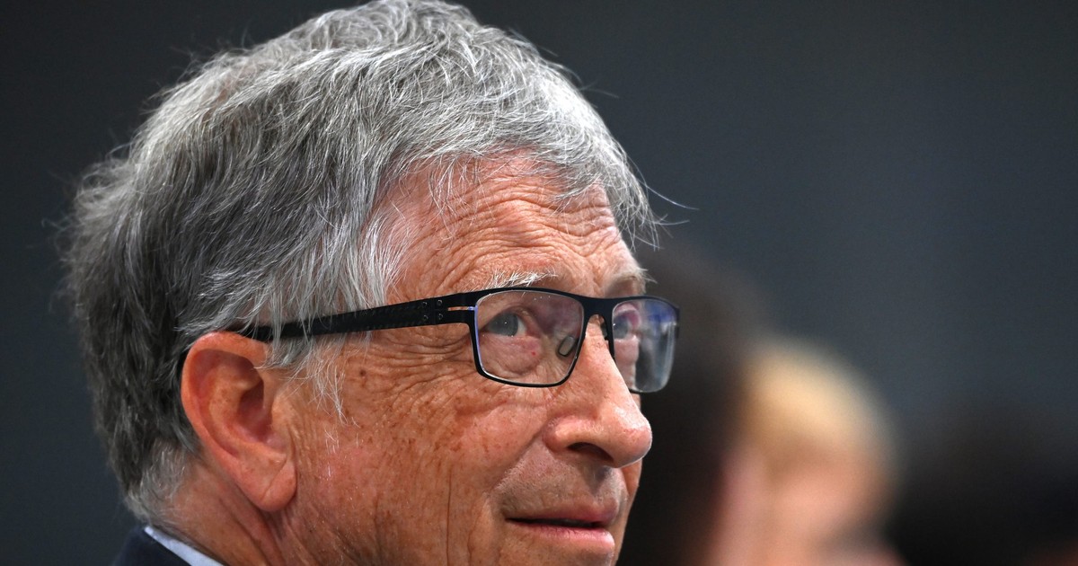'Shocked' Bill Gates says a Roe v. Wade reversal 'would set us back 50 ...