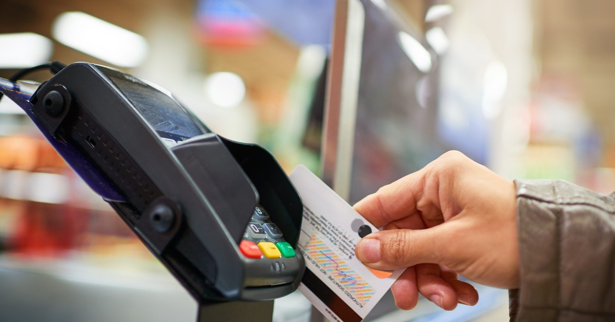 Walmart shoppers may have used fake payment machines that look ...