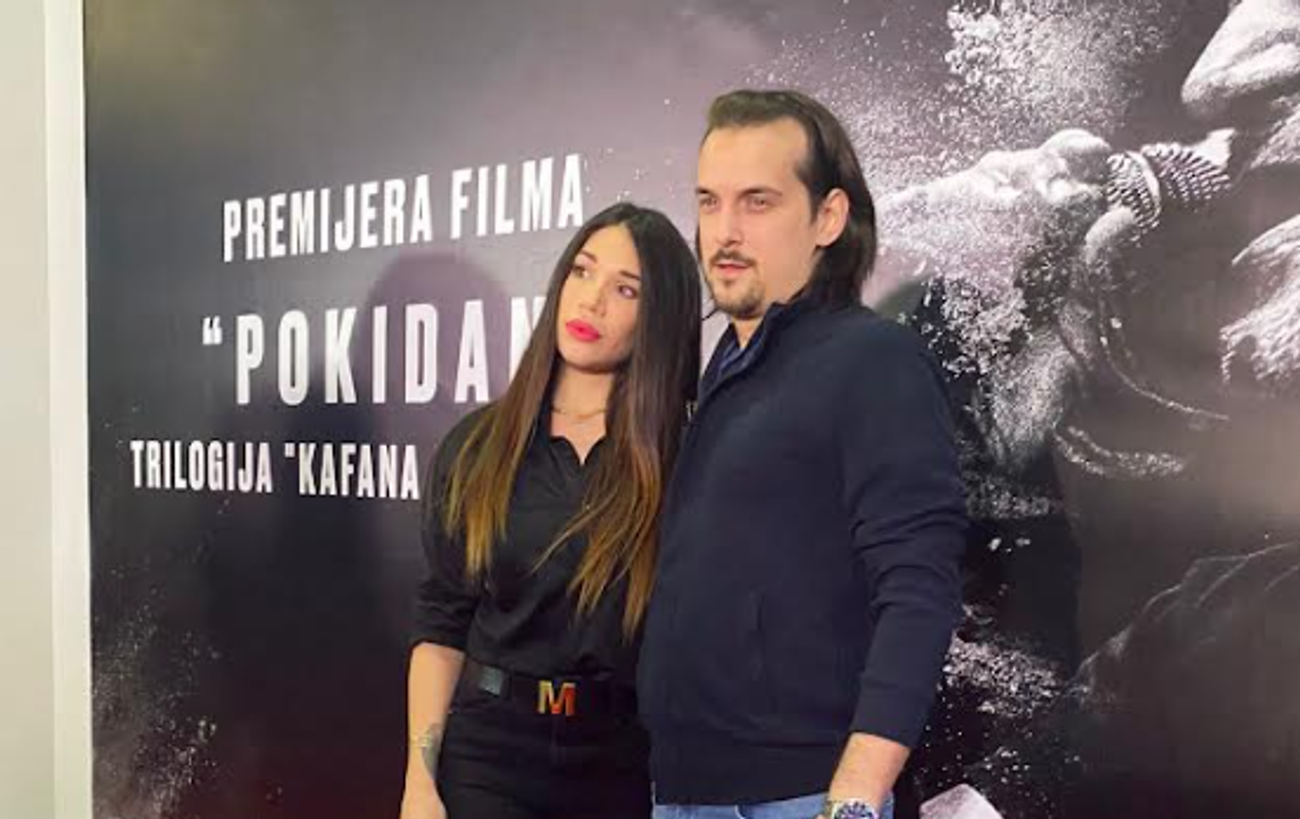 Sin Ace Lukasa na premijeri očevog filma,a svi mu gledaju u atraktivnu ...
