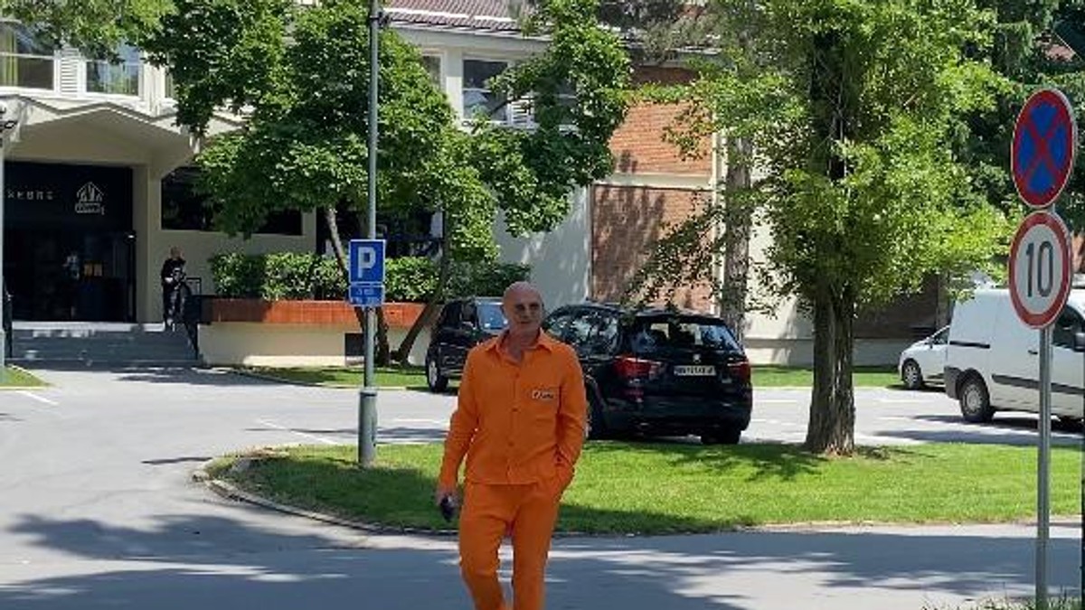 Mili se obukao za snimanje "Zvezda Granda" kao da je pobegao iz zatvora - Blic